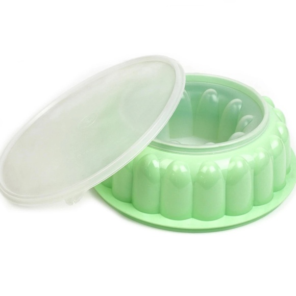 Tupperware | Kitchen | Vintage 97 Jelring Tupperware 3pc Jello Mold ...